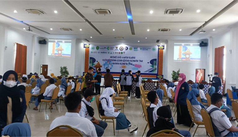 3000 Pelajar dan Masyarakat Ikuti Vaksinasi Covid-19 ‘Aisyiyah Kaltim ...