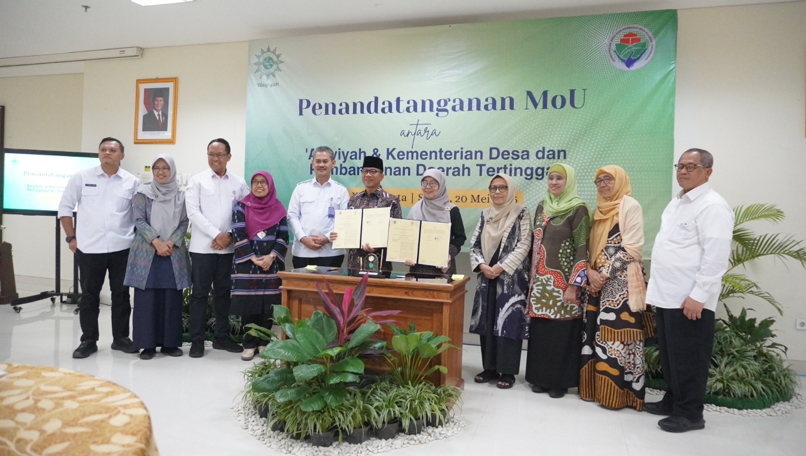 Bersama Bangun Desa, Kemendes Jalin Kerjasama dengan PP 'Aisyiyah - Pimpinan Pusat Aisyiyah