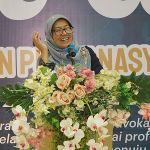 Salmah Orbayinah : Melalui Dunia Digital, Perkuat Sebaran Informasi Program dan Kegiatan ...