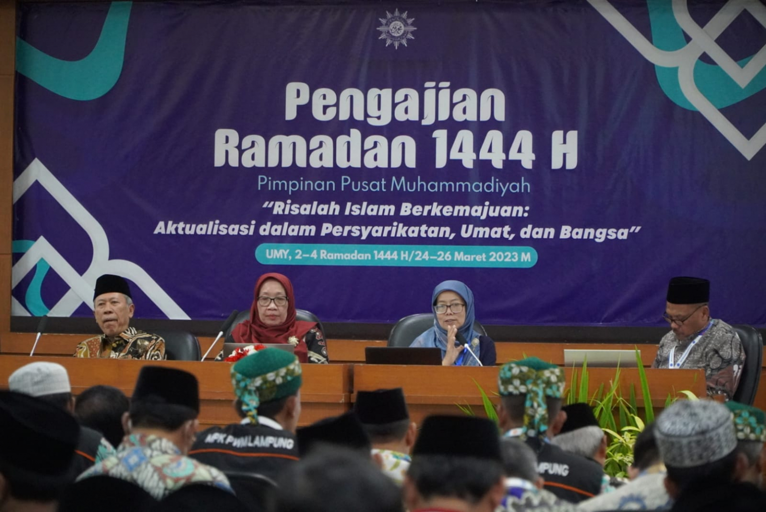 Salmah Orbayinah : Risalah Perempuan Berkemajuan Upaya ‘Aisyiyah Dorong ...