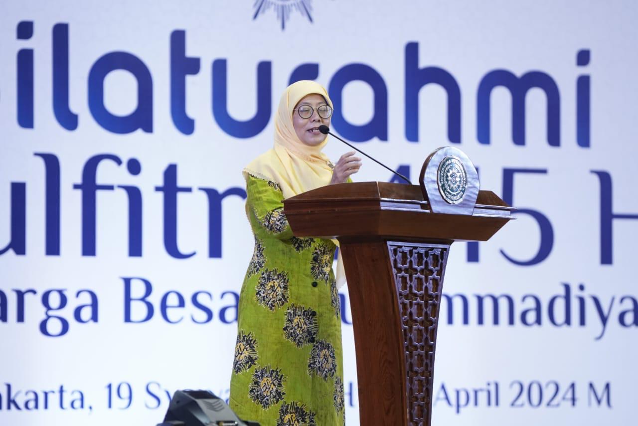 Momen Syawalan, Salmah Orbayinnah Ajak Warga Persyarikatan Tingkatkan ...