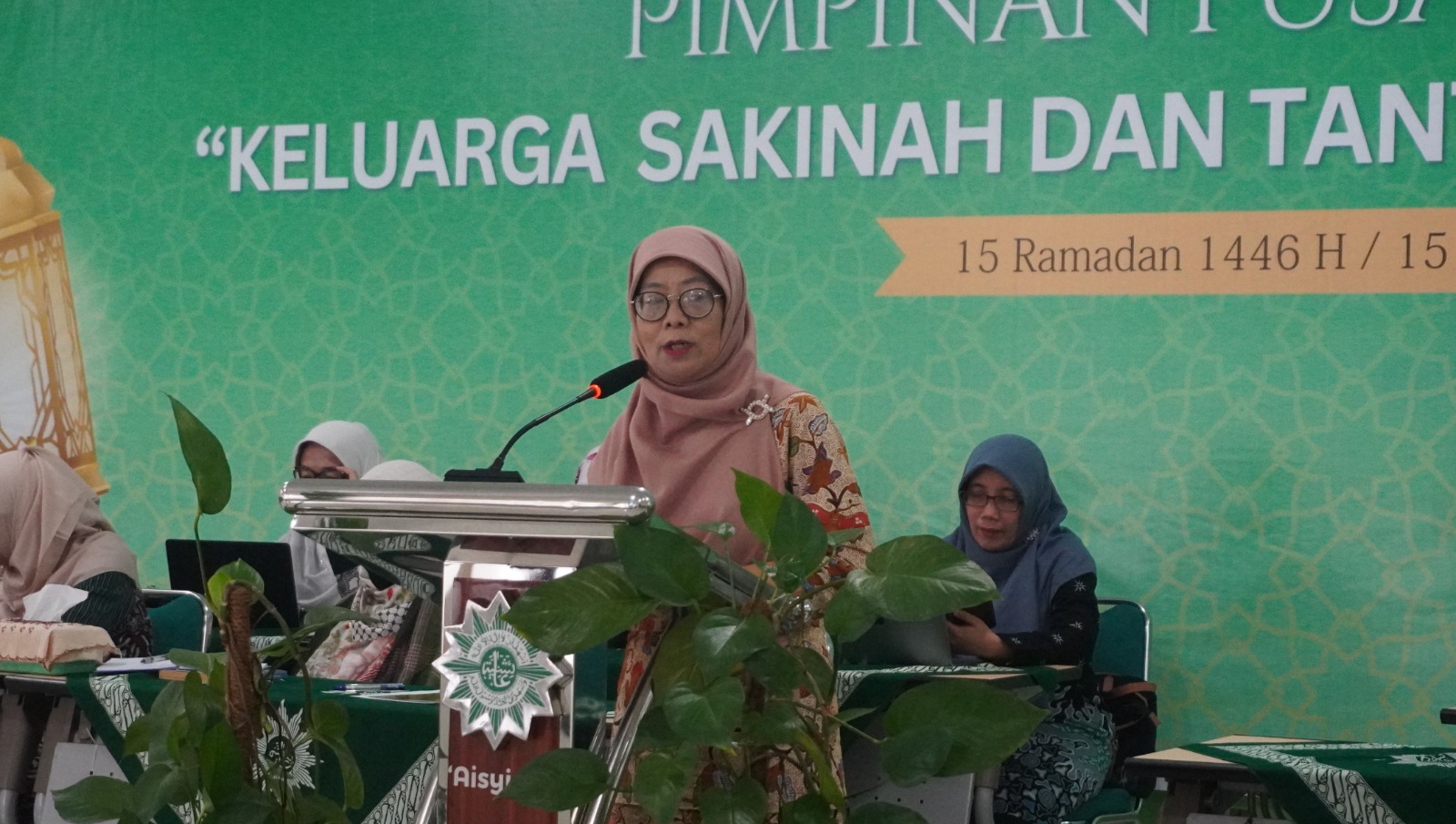 Keluarga Sakinah : Keluarga Tangguh Hadapi Tantangan di Era Teknologi Digital - Pimpinan Pusat ...